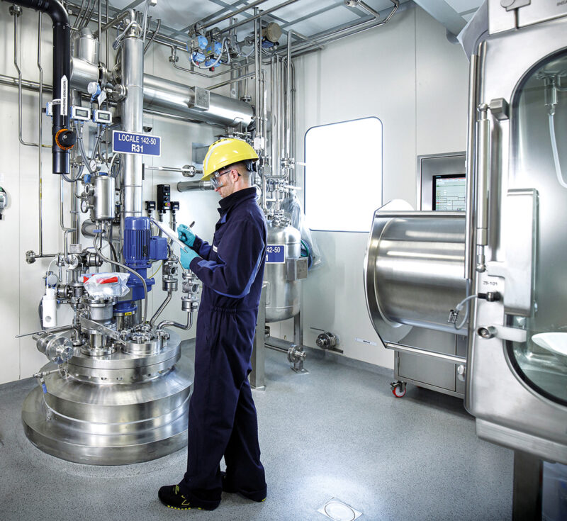 Global CDMO and APIs Manufacturer | Home - Dipharma